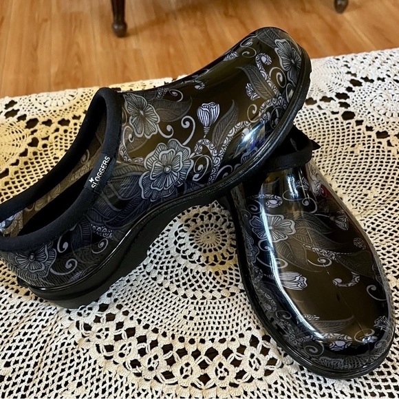 Sloggers | Shoes | Sloggers Womens Waterproof Floral Garden Clogs Shoes ...